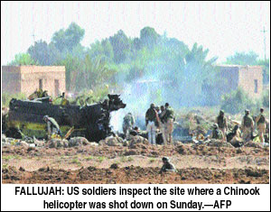 US helicopter downed in Fallujah; 15 killed - Newspaper - DAWN.COM