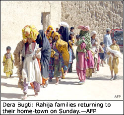 Expelled tribesmen back in Dera Bugti: Three killed in clash ...