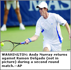 Hewitt battles past stubborn Spadea - Newspaper - DAWN.COM