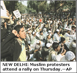 Thousands rally against Muslim persecution in India - Newspaper - DAWN.COM