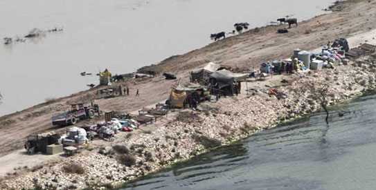 Manchhar water turns sweet after 15 years - Pakistan - DAWN.COM