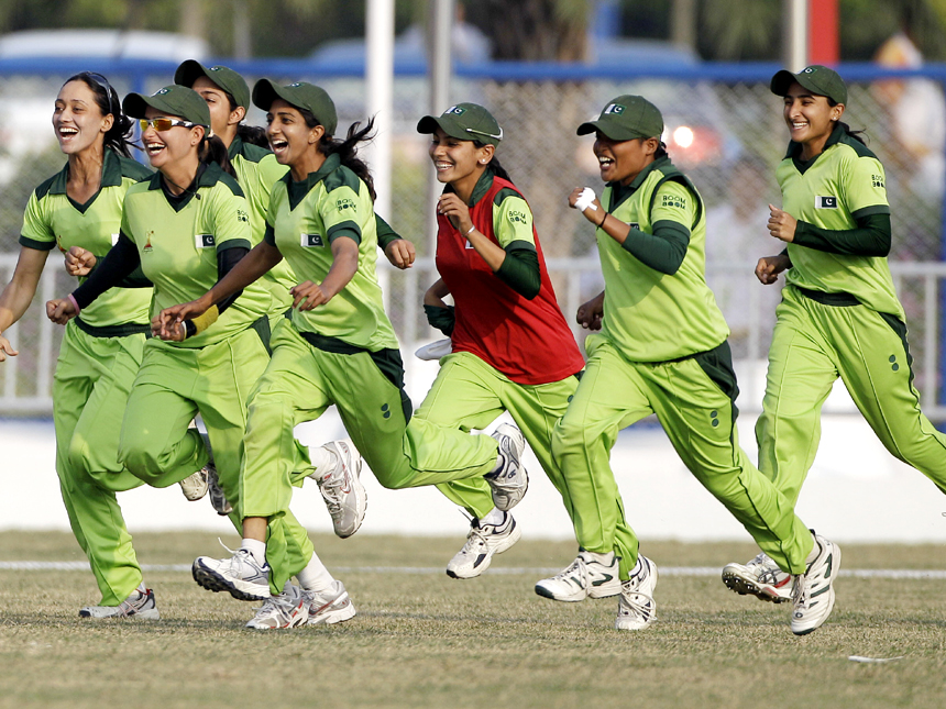 Pakistani women win cricket gold - Sport - DAWN.COM