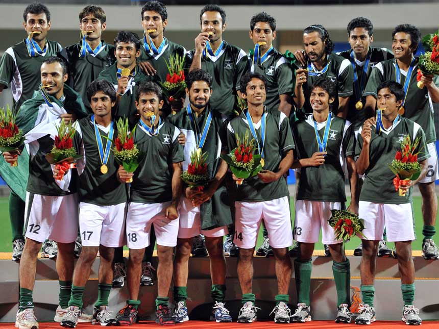 In pictures: Pakistan’s celebrations - Sport - DAWN.COM