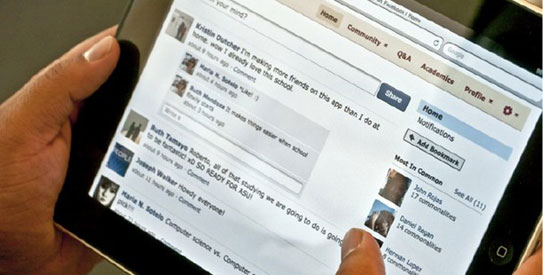Facebook may be poised to launch email service - DAWN.COM