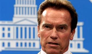 Arnie quits as California governor - DAWN.COM