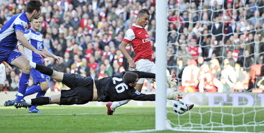 Goal-line technology set to be tested in EPL - Sport - DAWN.COM