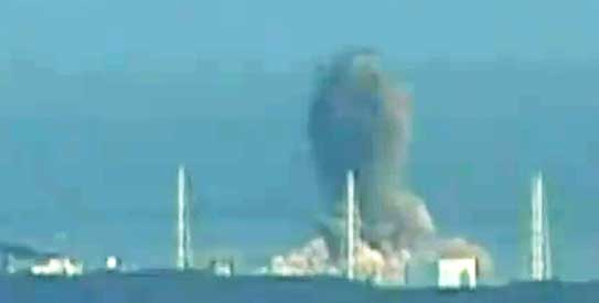 Japan nuclear danger puts Merkel under pressure - World - DAWN.COM