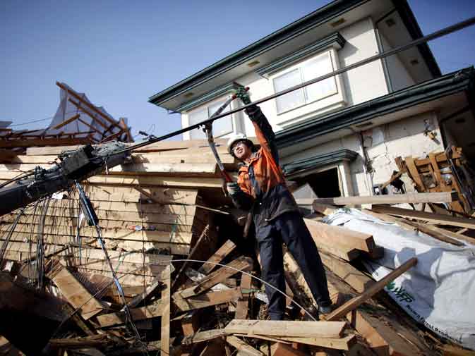 Rescue efforts after the tsunami - World - DAWN.COM