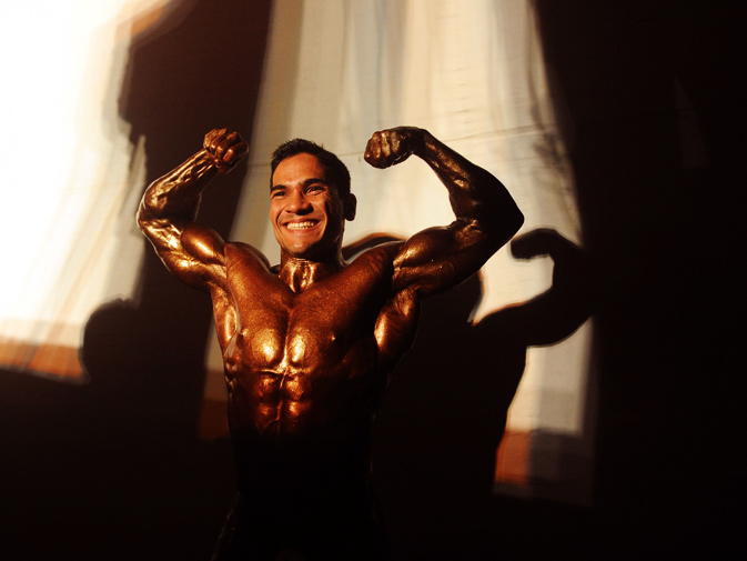 Bronzed brawn - Sport - DAWN.COM