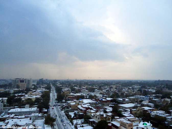 Snow day in Lahore - Pakistan - DAWN.COM