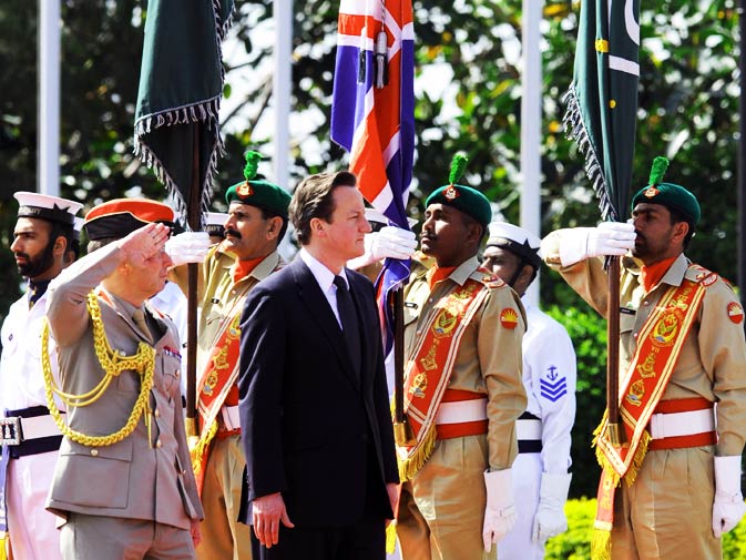 Cameron visits Pakistan for a fresh start - Pakistan - DAWN.COM