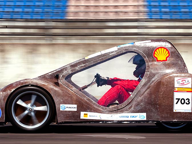 Go green with Shell - DAWN.COM