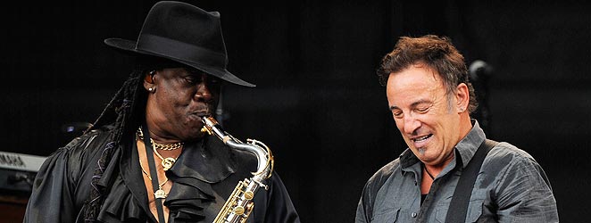 Springsteen sax star Clarence Clemons dies - DAWN.COM