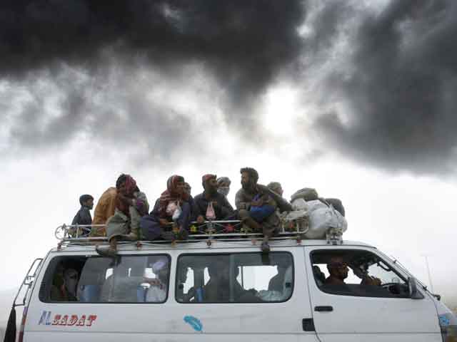 Bus crash kills 34 in Afghanistan - World - DAWN.COM