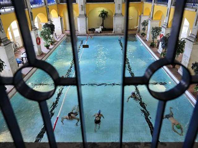 Facelift for Budapest's famous baths - DAWN.COM