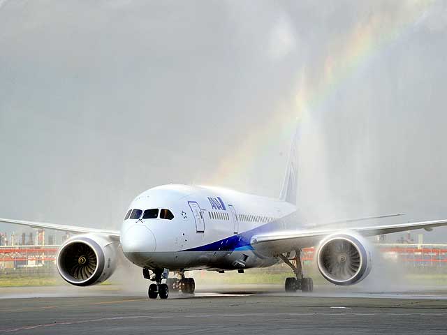 Boeing's novel Dreamliner set to gain US safety OK - World - DAWN.COM
