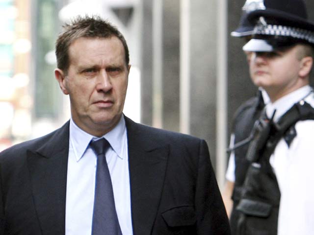 Reporter's letter ties Murdoch execs to hacking - World - DAWN.COM