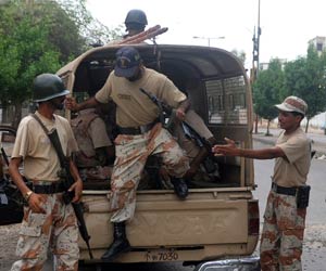 Rangers get special powers in Karachi - Pakistan - DAWN.COM