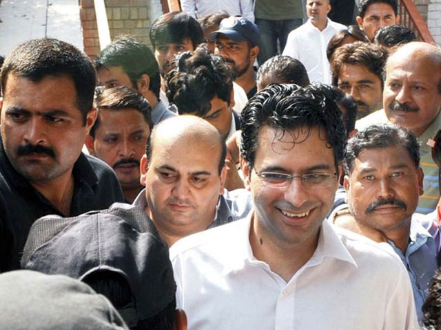 Moonis Elahi seeks review of verdict reinstating Zafar Qureshi ...