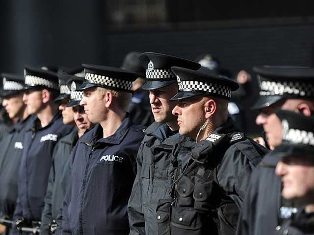 British police rue bid to reveal Guardian's hacking sources - World ...