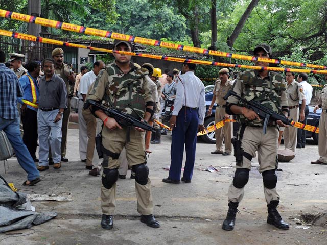Bomb at New Delhi High Court kills nine - World - DAWN.COM