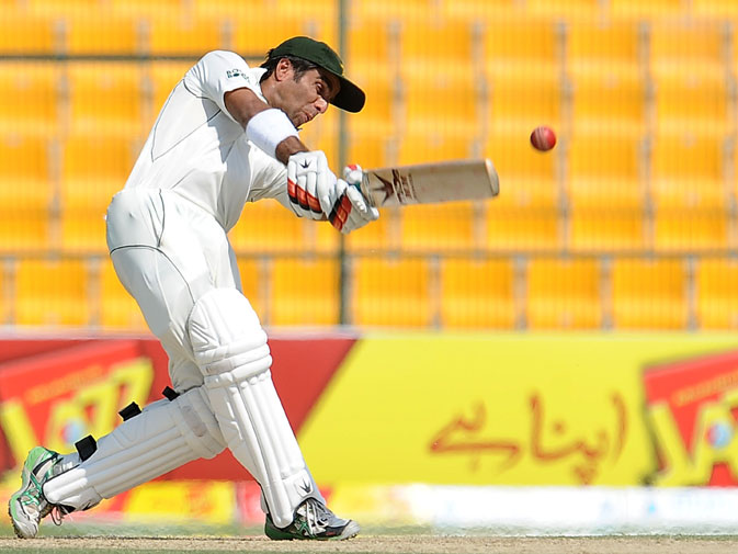 Taufeeq stars for Pakistan on Day 2 - Sport - DAWN.COM