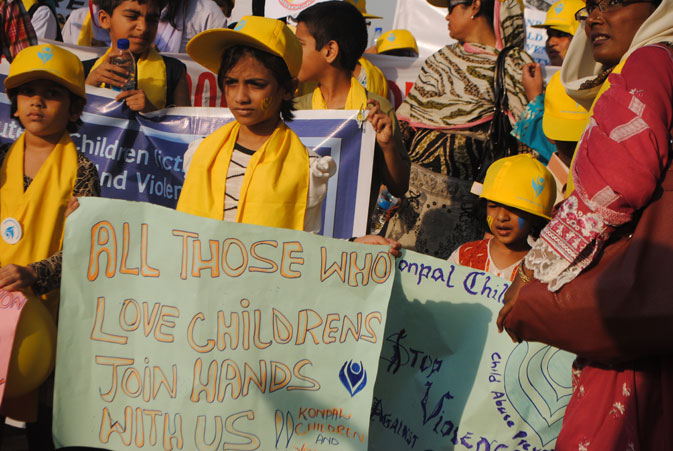Walking for a cause on Universal Children's Day - DAWN.COM