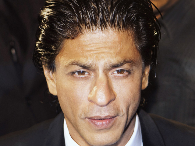 Die-hard fan builds shrine to SRK - DAWN.COM