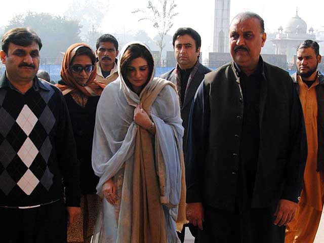 Opposition walkouts against Punjab law minister's remarks - Pakistan ...