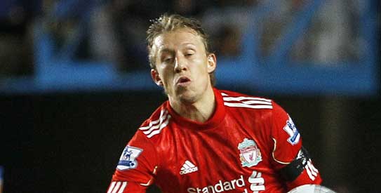 Liverpool lose injured Lucas for season - Sport - DAWN.COM