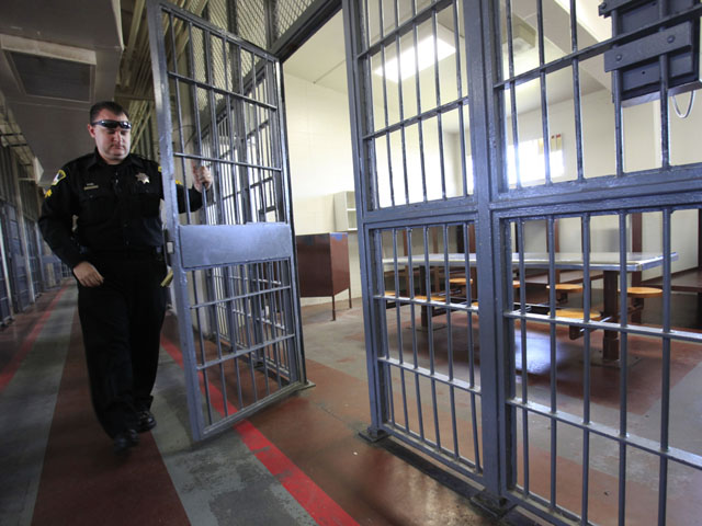 Pakistani man pleads guilty over US terror charges - World - DAWN.COM