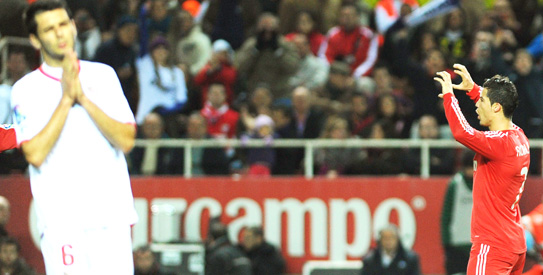 Ronaldo treble puts 10-man Real back on top - Sport - DAWN.COM