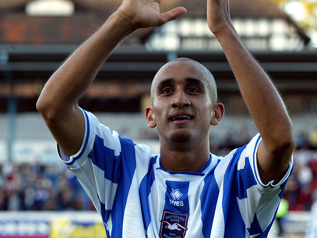 Pakistan international Zeeshan Rehman joins Hong Kong champions - Sport ...