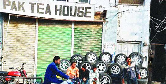 Pak Tea House to resume business - Pakistan - DAWN.COM
