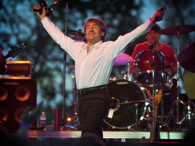 Singer Davy Jones of The Monkees dies aged 66 - DAWN.COM