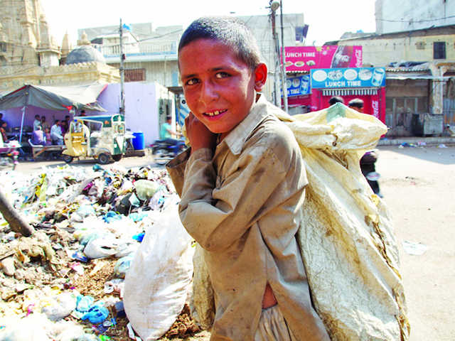 Documentary: Kids in the street - DAWN.COM