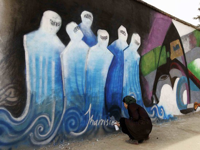 Afghan artists use graffiti to depict war, oppression - World - DAWN.COM