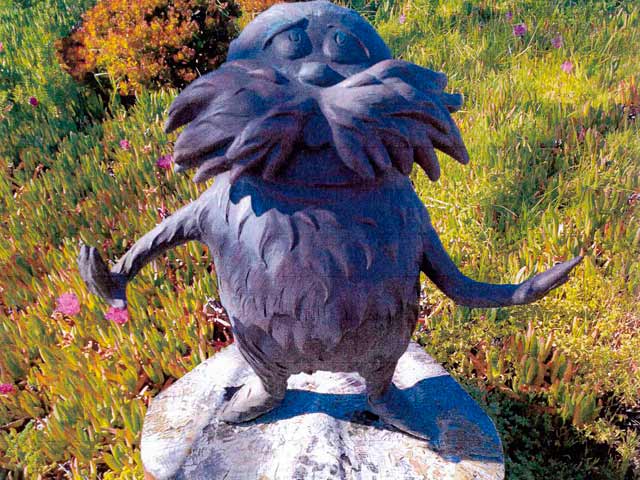 "Lorax" statue stolen from Dr. Seuss' home - DAWN.COM