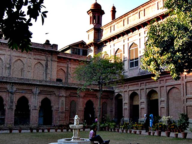 Plan to conserve NCA’s Bhai Ram Singh building - Newspaper - DAWN.COM