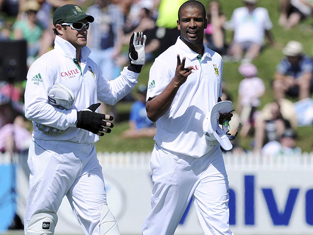 Philander phenomenon gives South Africa easy win - Sport - DAWN.COM
