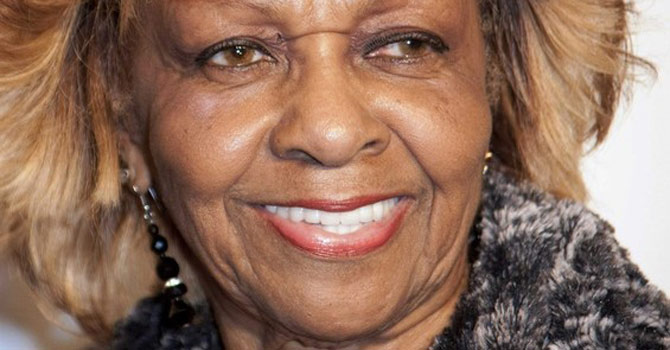 Cissy Houston writing book about Whitney Houston - DAWN.COM