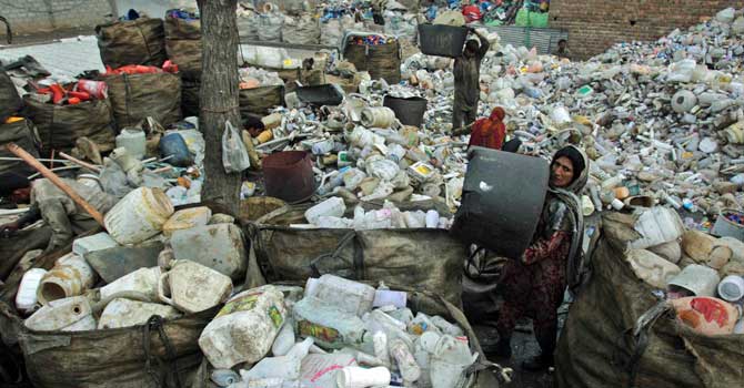 World Bank sees global garbage crisis - DAWN.COM