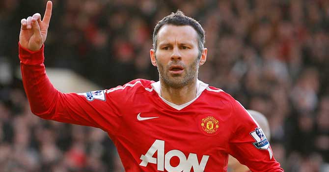 Giggs in, Beckham out - Sport - DAWN.COM