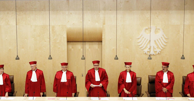 Germany's top court to announce euro rulings on Sept 12 - World - DAWN.COM