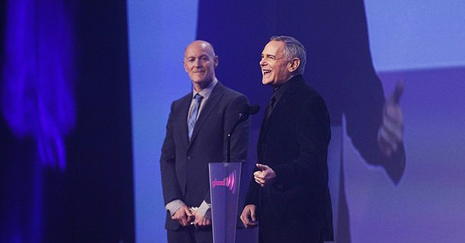 Musical hit gurus to produce 2013 Oscars - DAWN.COM