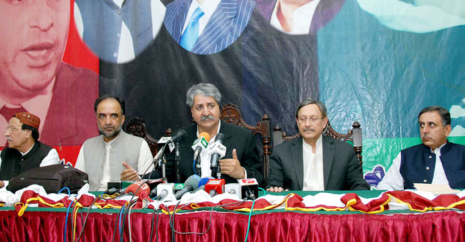 Cabinet body enjoys army’s trust: Qamar - Pakistan - DAWN.COM