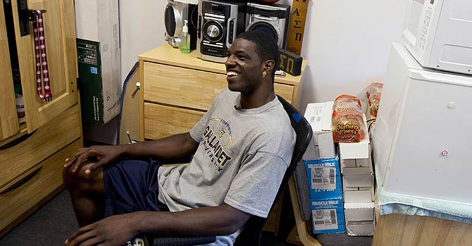 US University of design for the deaf - World - DAWN.COM