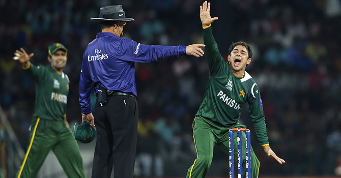 Third umpires to check for no-balls, day-night Tests on - Sport - DAWN.COM