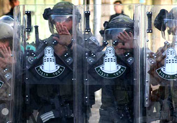 Israel puts 'temporary hold' on Gaza ground operation - World - DAWN.COM