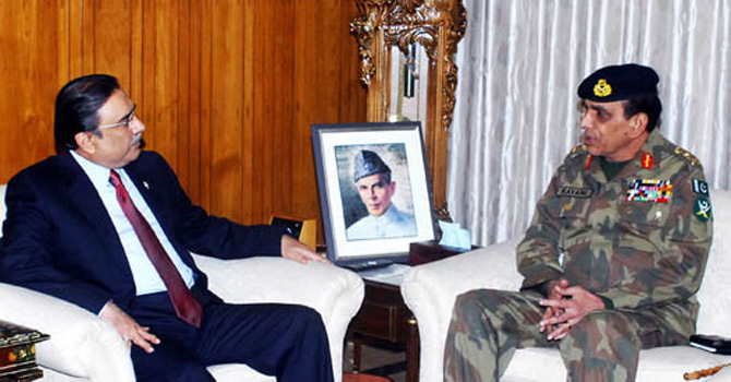 President discusses security issues with Kayani, Raja - Pakistan - DAWN.COM